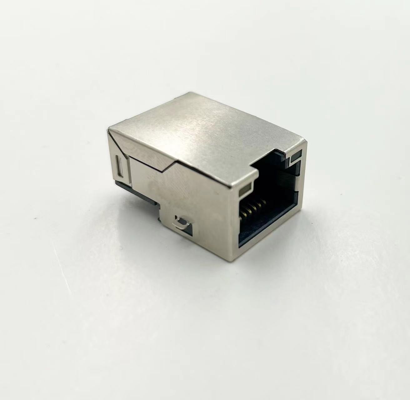 RJ45 1 x 1 Connector with Transformer LED - 堅詠